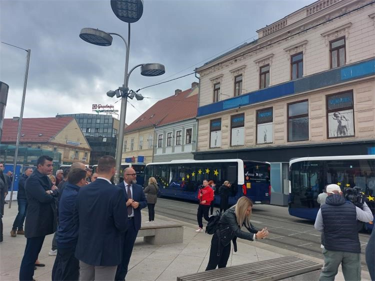 Ministarstvo mora, prometa i infrastrukture Republike Hrvatske ...